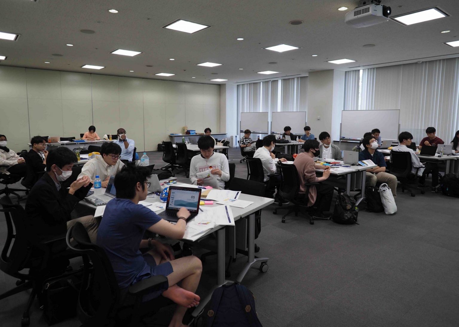 [Call for Participants to Program Briefing Session] Briefing session ...